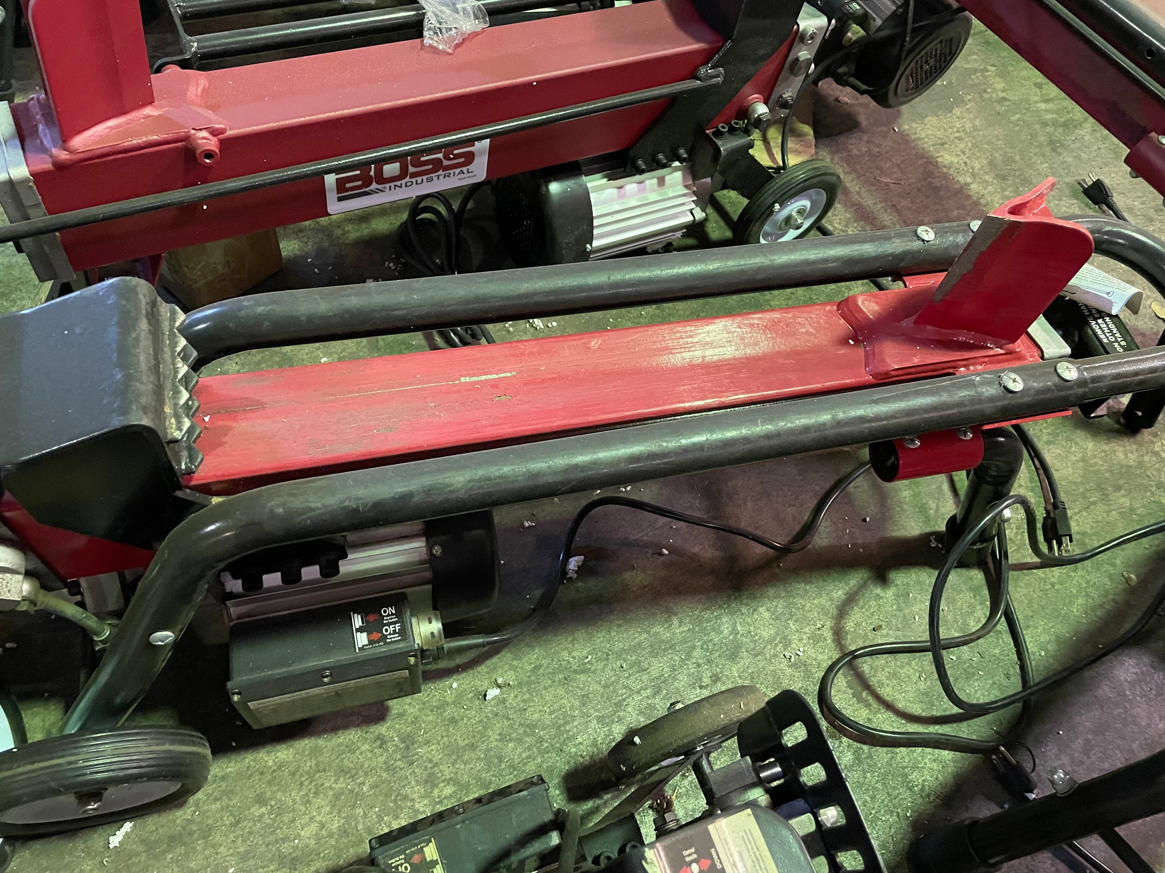 Dent and Ding - 7 Ton Electric Log Splitter – Boss Log Splitters